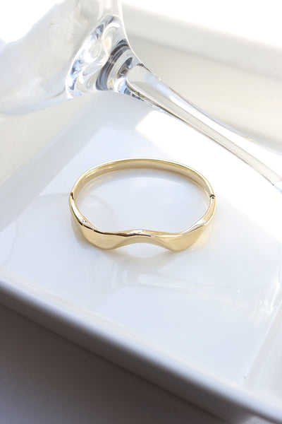 Gold Solid Wave Bracelet – zahana